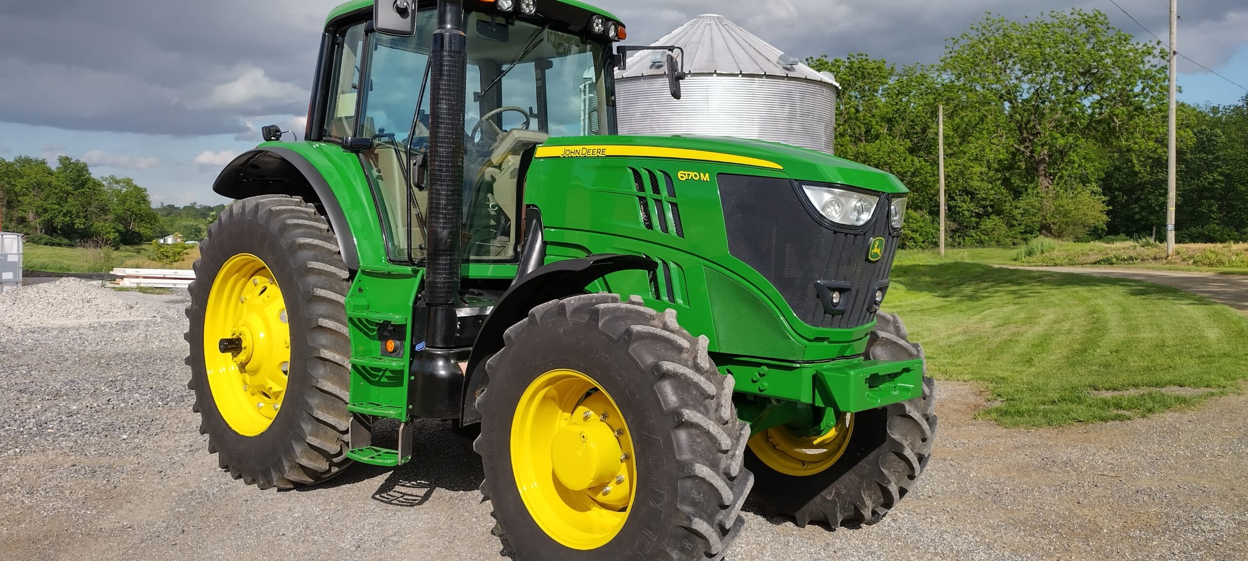 2015 John Deere 6170M - farmgeartrader.com